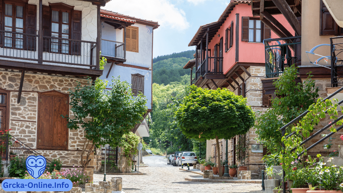 Selo Arnea (Arnaia) - Poluostrvo Atos - Turistički Vodič