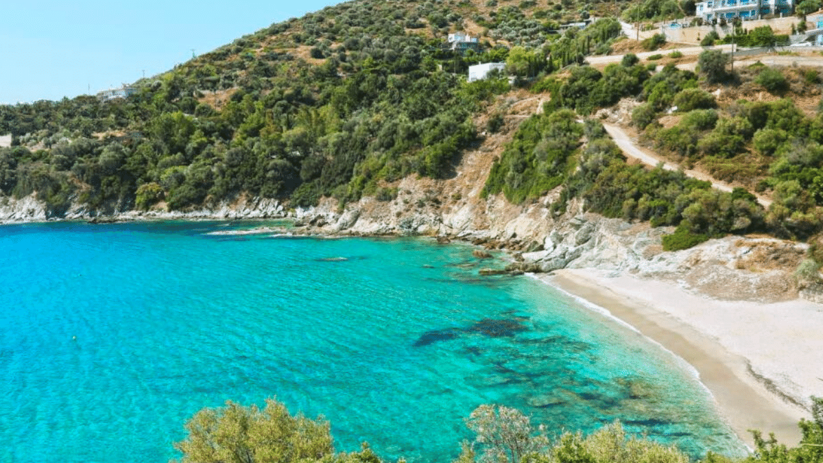 Turistički Vodič za Agii Apostoli (Ostrvo Evia) - Centralna Grčka